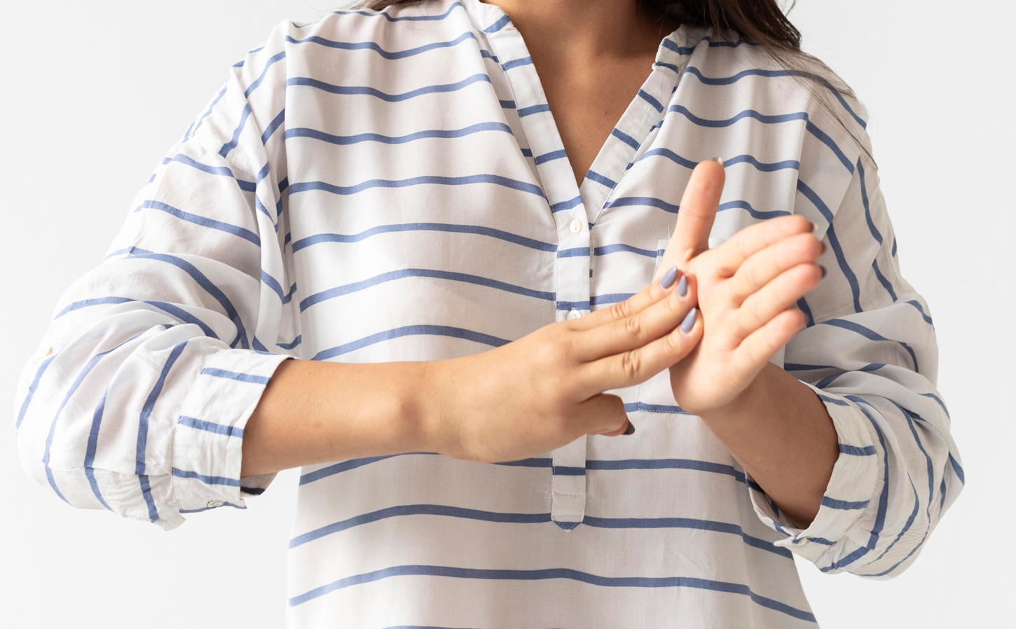 Signer.AI: a digital sign language translator empowering the hearing ...